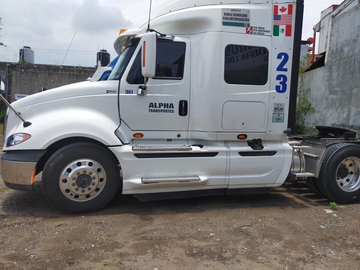 Conócenos - Alpha Transportes