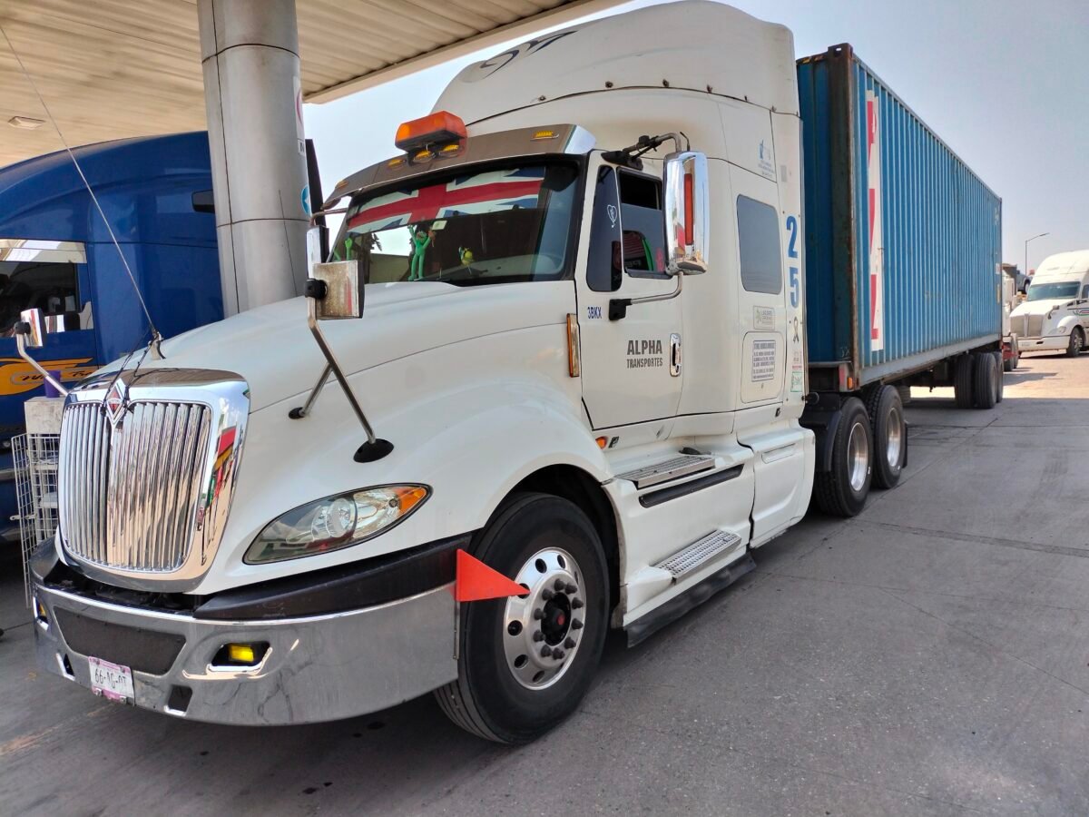 Conócenos - Alpha Transportes