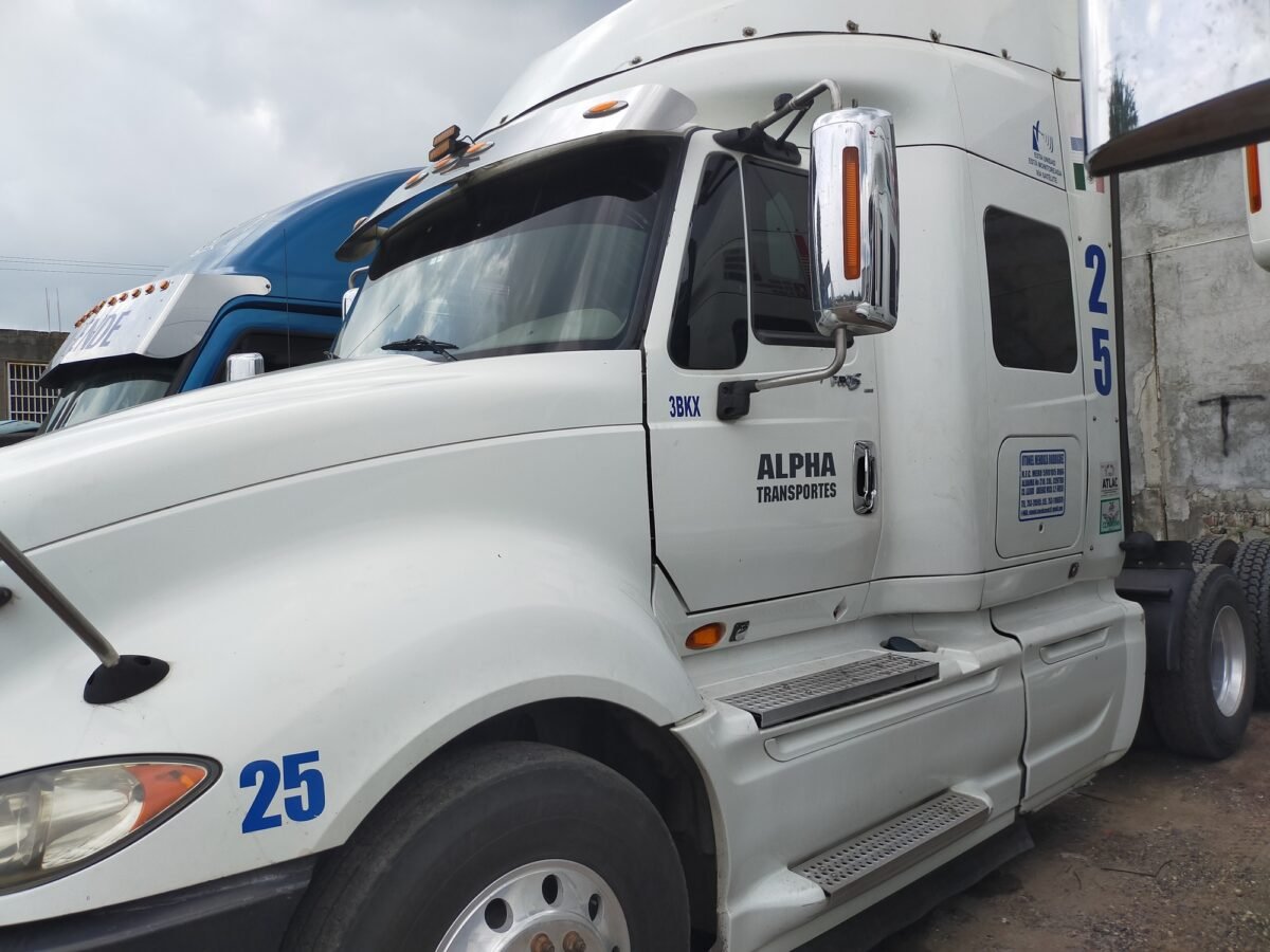 Conócenos - Alpha Transportes