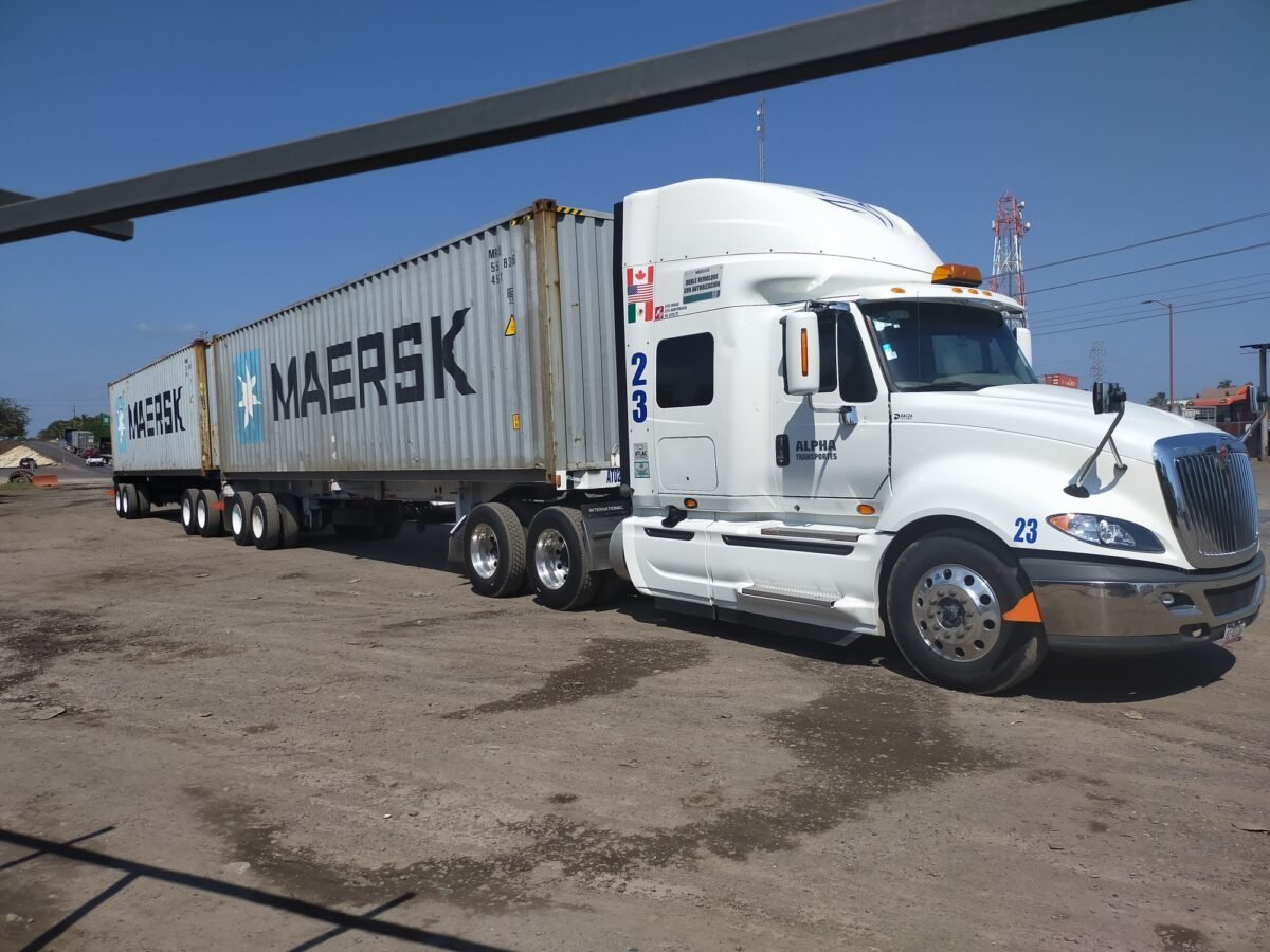 Conócenos - Alpha Transportes